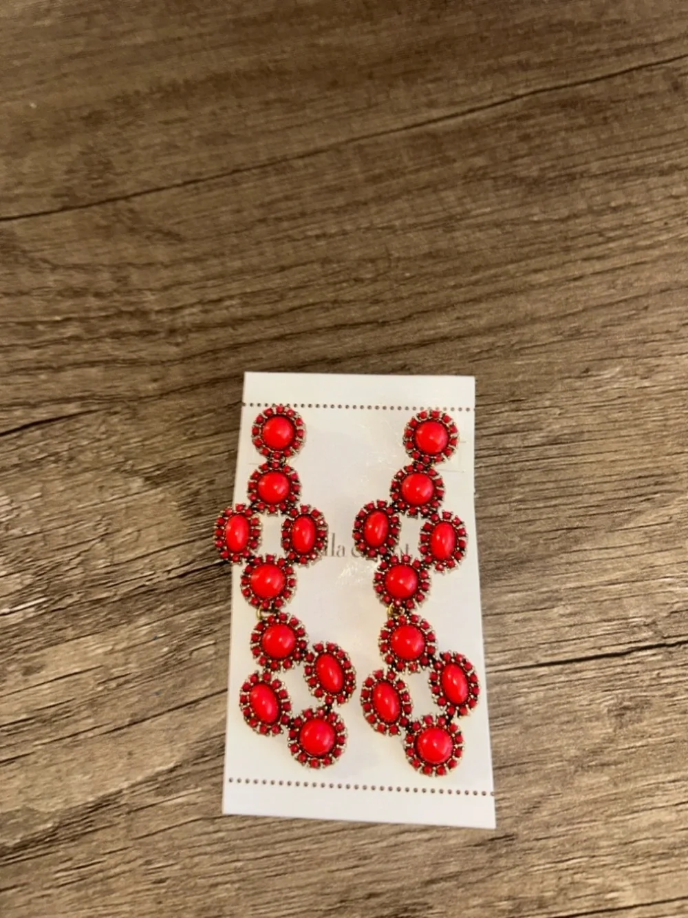Stella & Dot | Jewelry | Stella Dot Chandelier Earrings Coral Red Gold ...